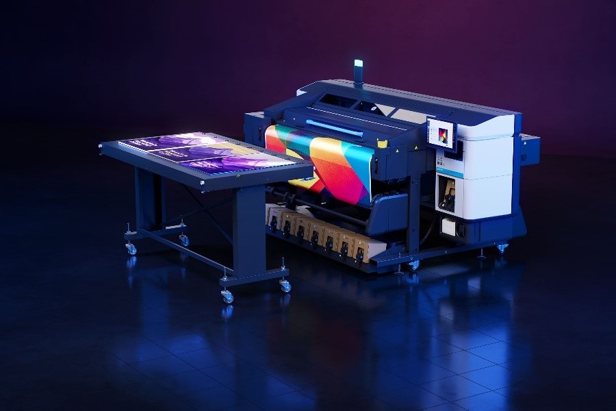HP Latex R530 hybrid printer - Wide Format Image